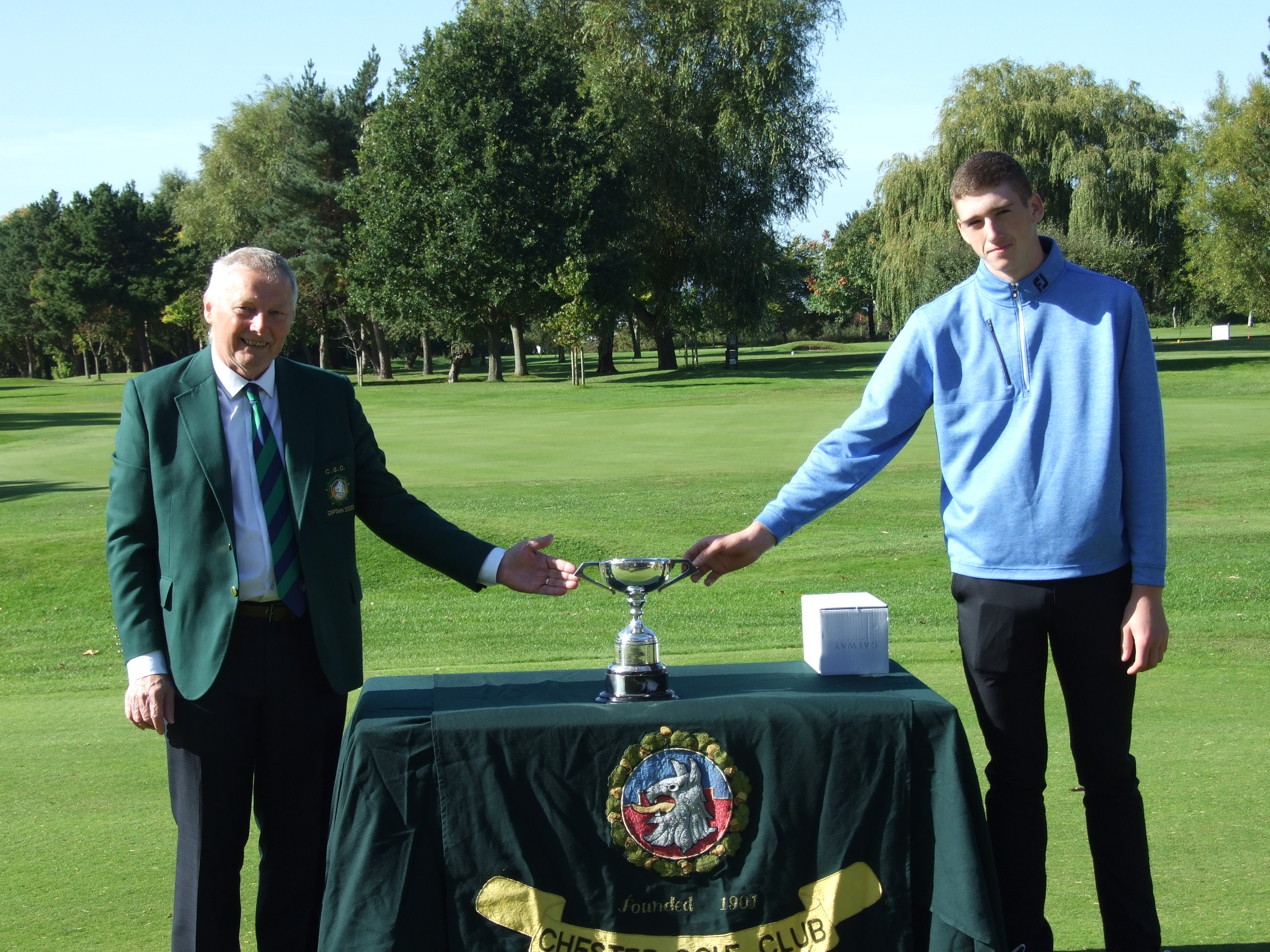 Knock out finals :: A meadowland course on two levels contained within ...